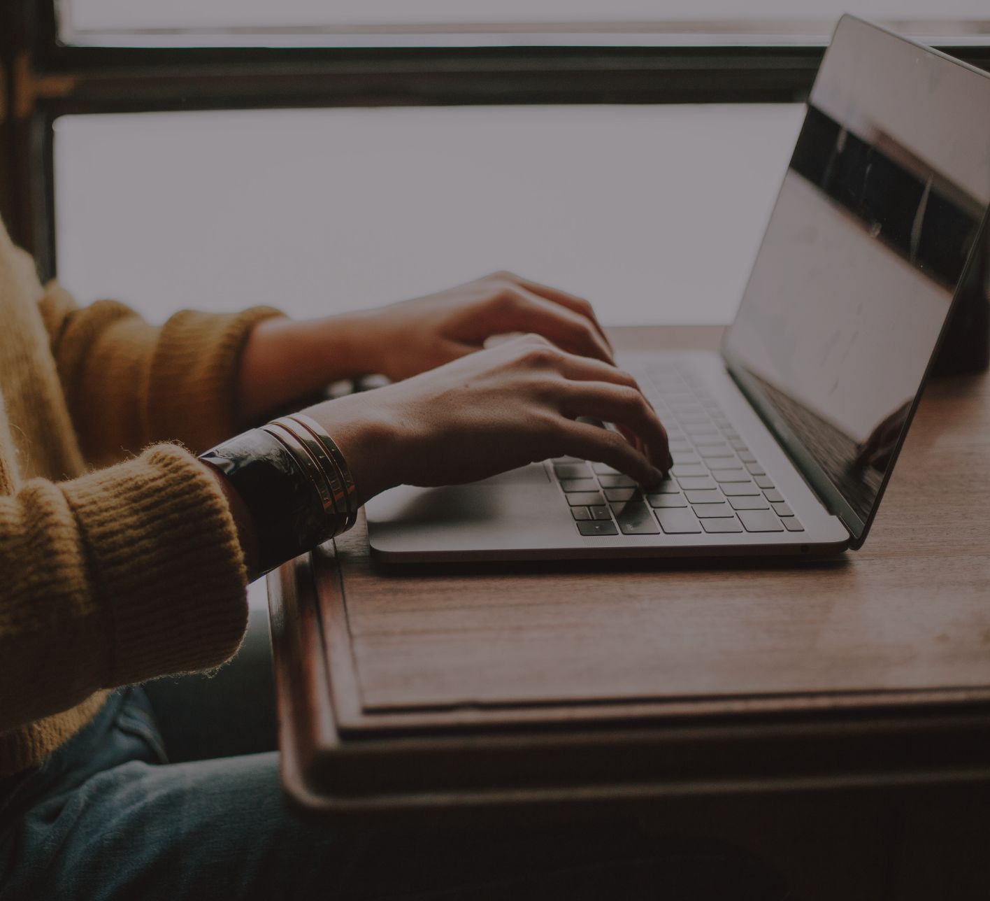 website copywriting – emily cretella of cursive content | Cursive Content